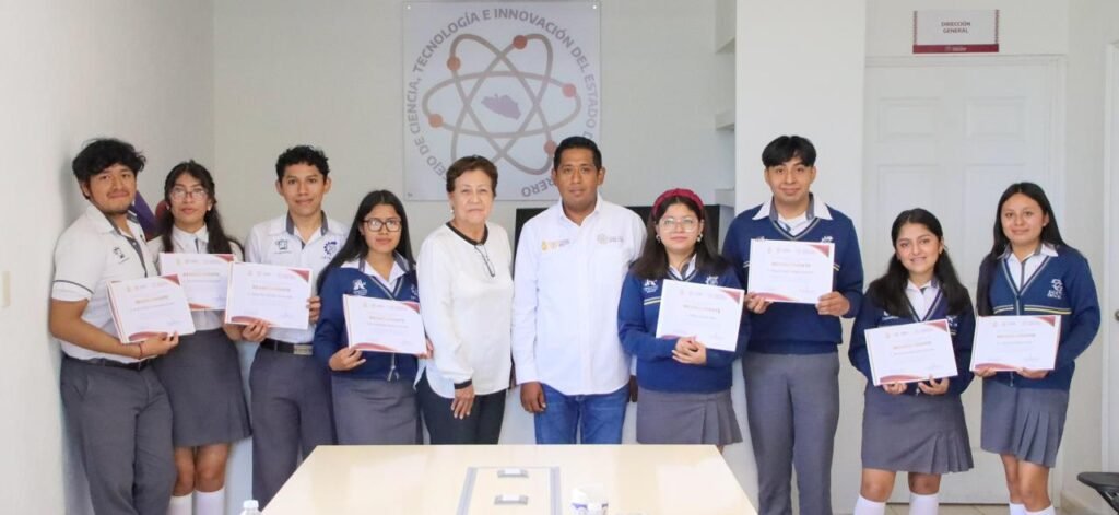 COCYTIEG reconoce a estudiantes del CBTis 134 por culminación exitosa ...